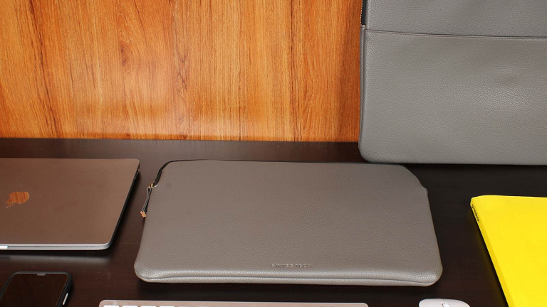 SwissTech 14-inch Slim Sleeve Laptop Case | Harvey Norman