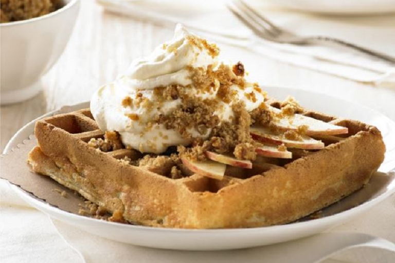 Breville The Smart Waffle 4-Slice Waffle Maker | Harvey Norman